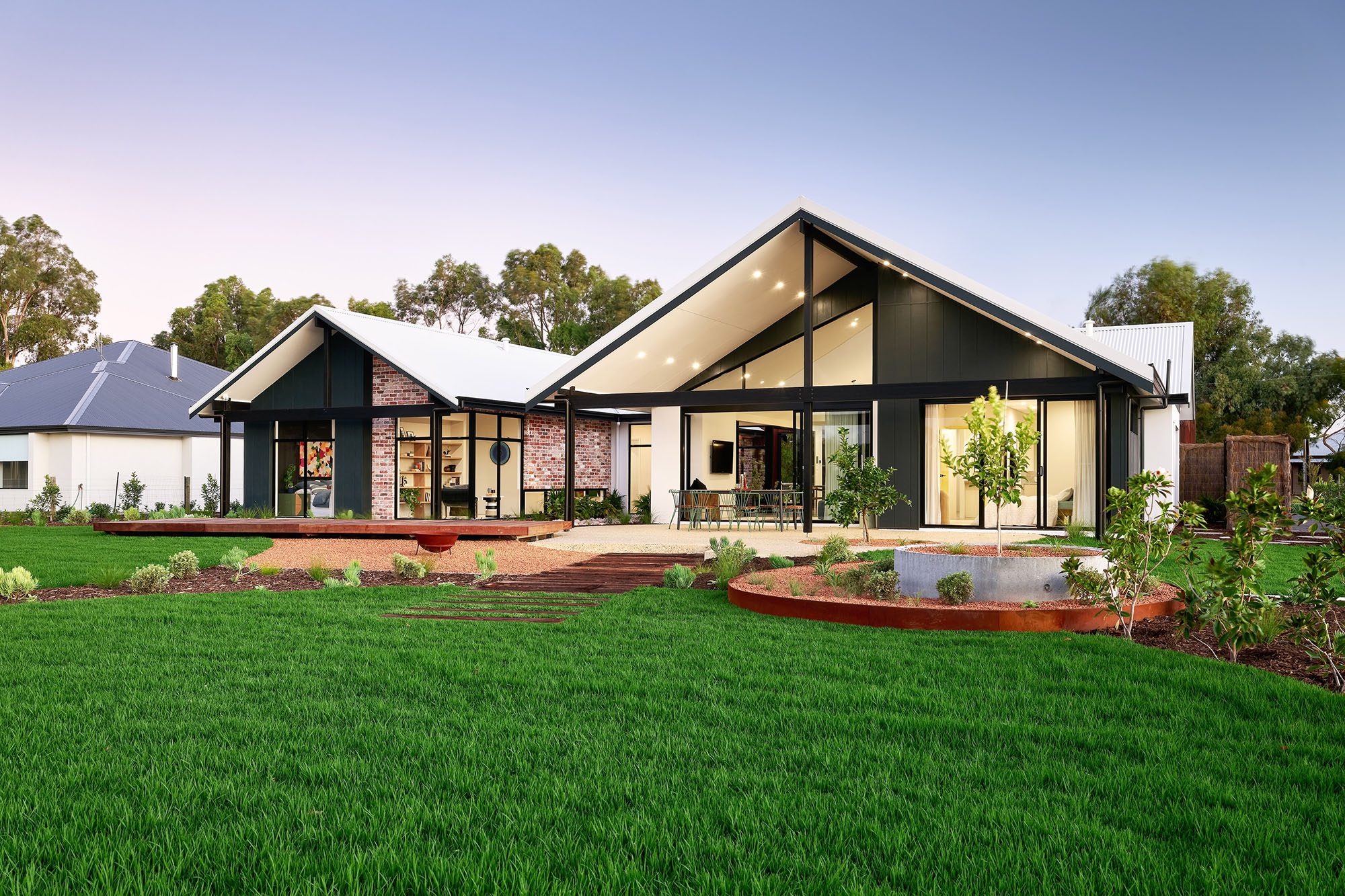 Best display in the west - The Rural Building Company